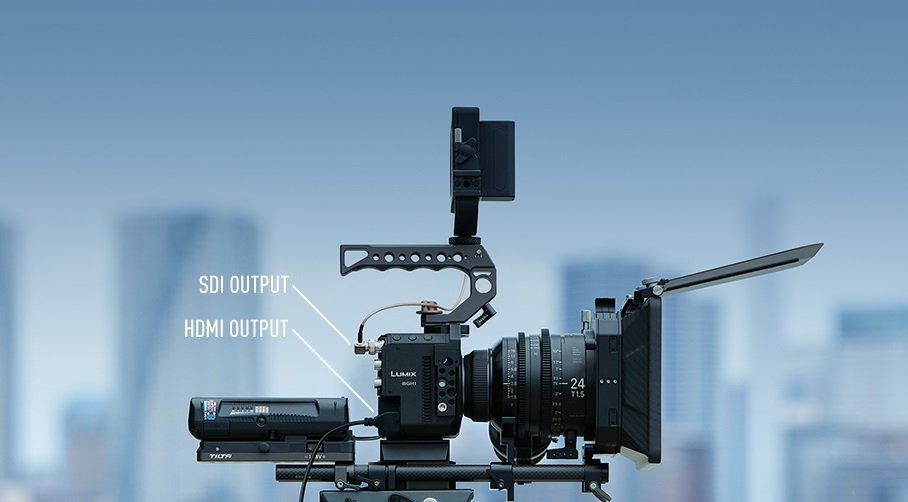 Máy Quay Phim Panasonic Lumix BGH1, Giá Ưu Đãi - VJShop